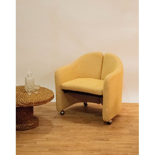 Fauteuil en tissu jaune jakob n°587 - bon état Couleur jaune Debongout ...