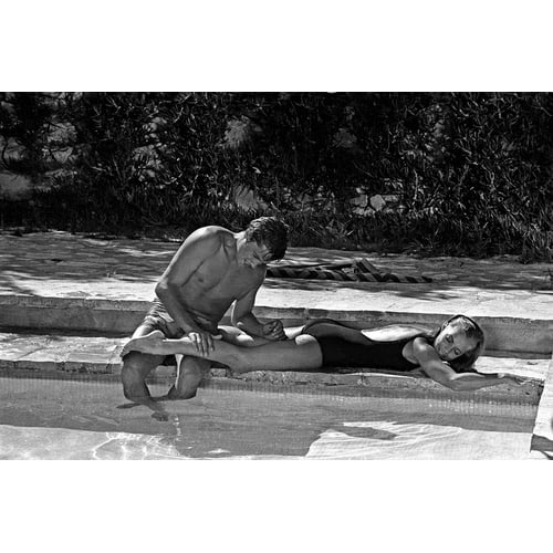 Tableau la piscine romy schneider et alain delon en 1968 Hexoa | La Redoute