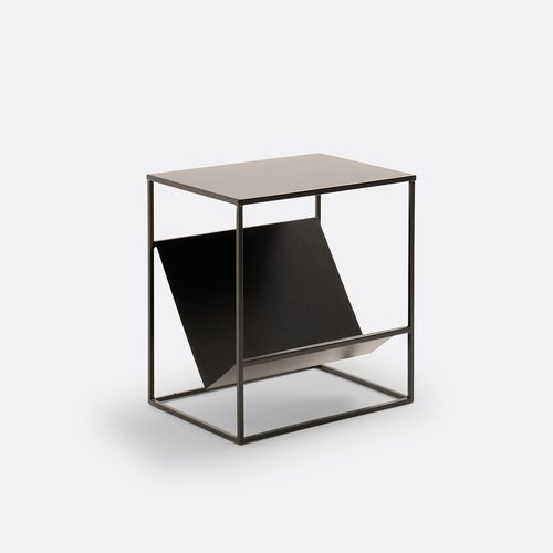 Side table with magazine rack store