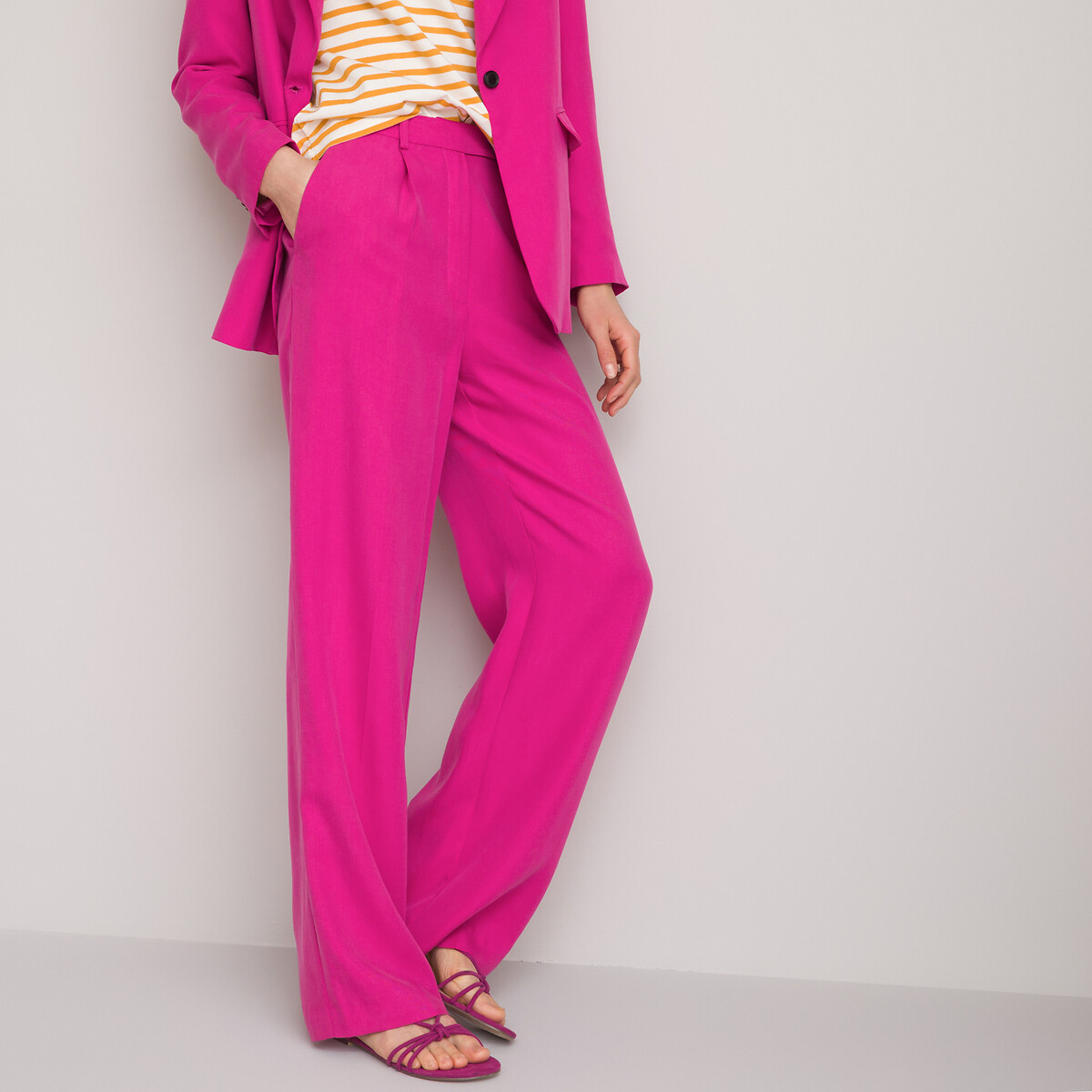 Wide Leg Trousers With Pleat Front Length 30 5 Pink La Redoute