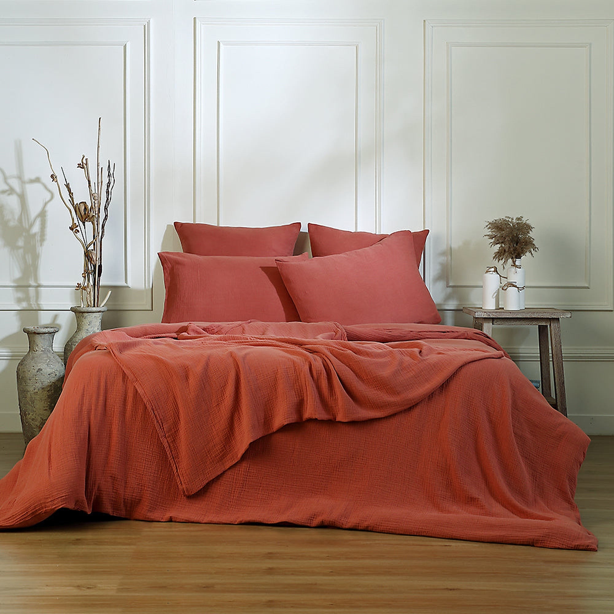 Parure + taies 65x65 gaze de coton carla rouge toscane Febronie | La ...